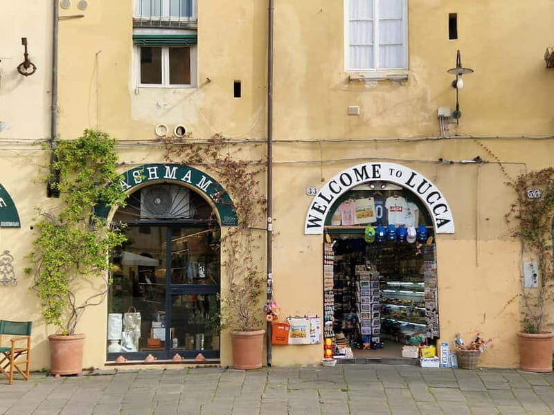 Lucca: guided tour of San Martino, San Frediano, city center - A Deep Dive into the Tour Experience