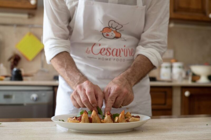 Lucca: Market and Cooking Class at a Local's Home - Key Points
