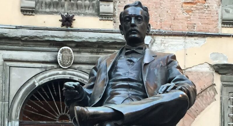 Lucca: Musical Walking Tour with Puccini Museum Visit - Key Points