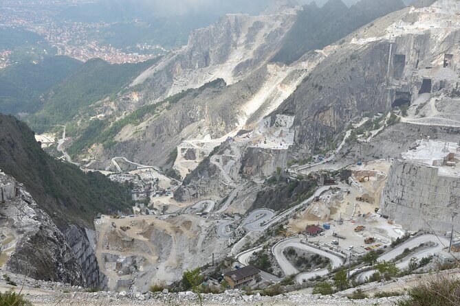 Lucca Private Day Trip to Pietrasanta and the Cararra Marble Quarries - Exploring the Itinerary in Detail