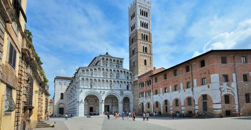 Lucca: Private Guided Walking Tour - Key Points