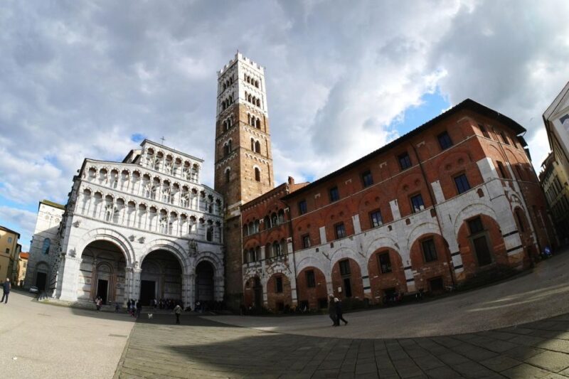 Lucca: private tour of center, San Martino and San Frediano - A Detailed Look at the Tour