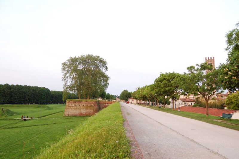 Lucca: Self-Guided Bike Tour to Villa Reale - The Route and Its Charm