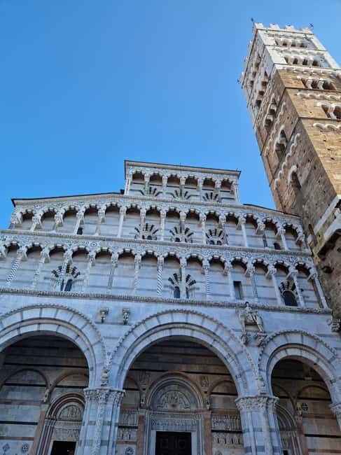 Lucca: tour tra storia, arte e leggende! (Tour di 2 ore) - Practical Details and Value
