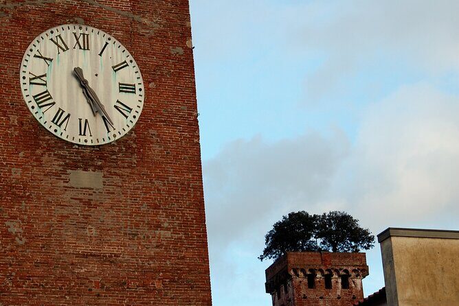 Lucca: walking tour of the city centre and the walls - FAQs