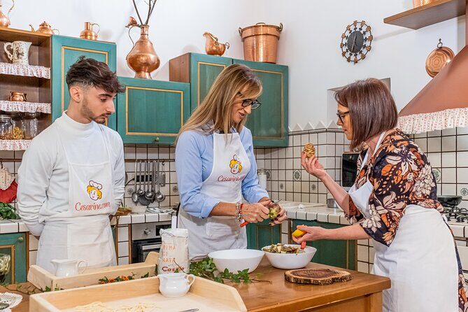 Lucca Walking Tour & Traditional Cooking Class with Wine - A Detailed Look at the Experience