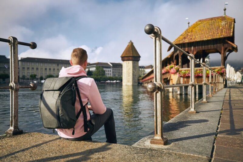 Lucerne: Express Walk with a Local in 60 minutes - Key Points