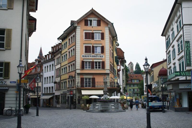 Lucerne: Express Walk with a Local in 60 minutes - A Genuine, Concise Overview