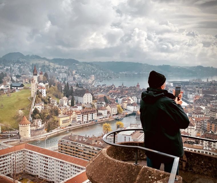 Lucerne: History Walking Tour w/ Chocolate & Cheese Tastings - Climbing to Lucerne Castle