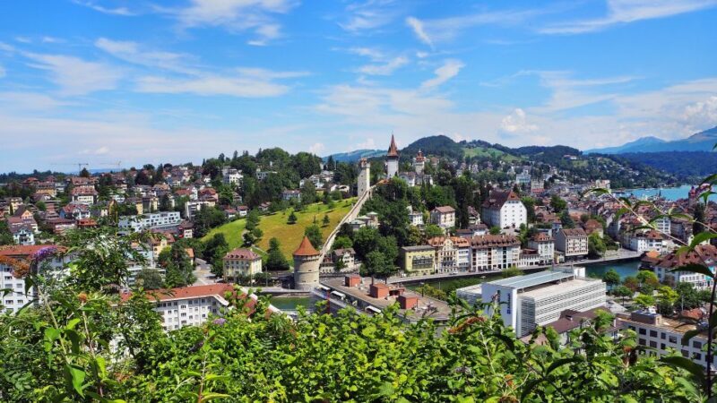 Lucerne - Old Town private walking Tour - The Value of This Tour