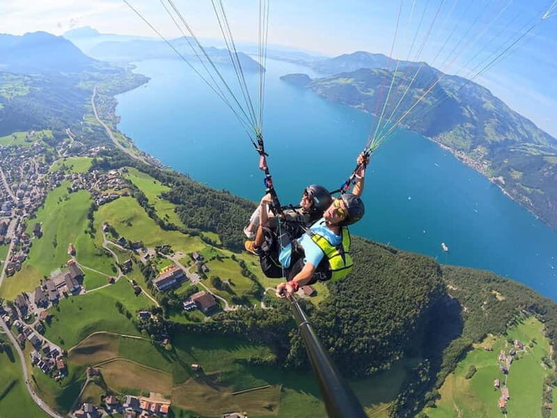Lucerne: Paragliding Tandem Flights - An In-Depth Look at the Lucerne Paragliding Experience