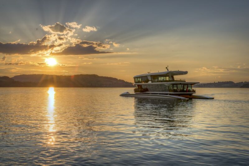 Lucerne: Round-Trip Catamaran Cruise on Lake Lucerne - The Practicalities