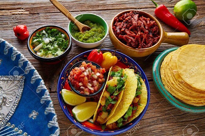 Lucha Libre-Wrestling FiestaExper Taco Dinner Beer ONLY SUNDAYS - Small Group, Big Experience