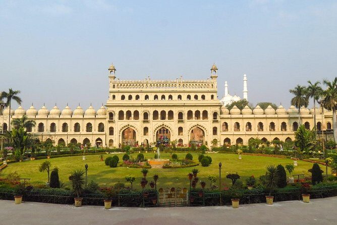 Lucknow City Tour (Lunch, Pickup & drop at Hotel) - The Experience: Comfort, Guidance, and Authenticity