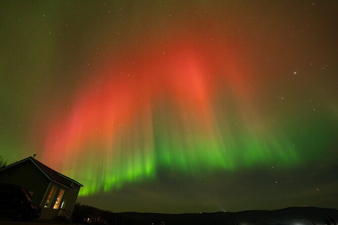 Lucky Bear Aurora Lodge Viewing with Photography - The Lodge and Viewing Experience