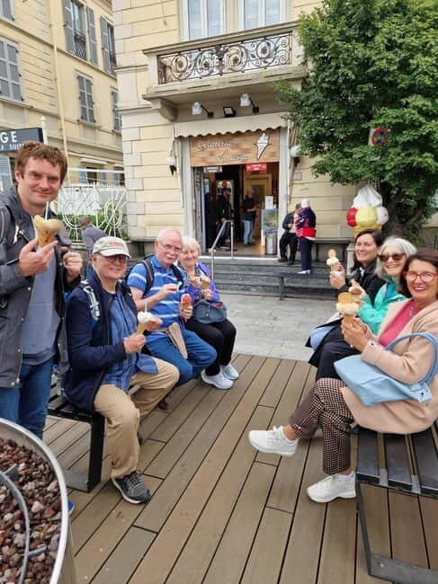 Lugano: Private Guided Tour with Wine, Beer, or Gelato - Discovering Lugano: What the Tour Offers