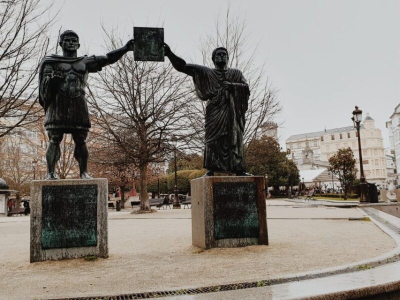 LUGO: Private Guided Walking Tour - Key Points