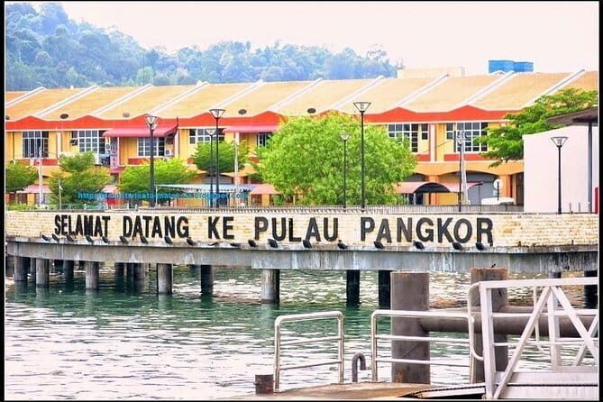 Lumut (Marina Island Jetty) to Kuala Lumpur Hotels 1-way Transfer - Key Points