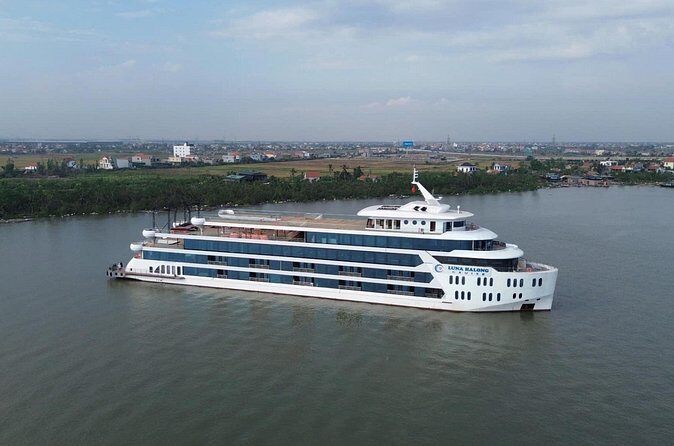 Luna 5 Star Cruise in Halong Bay Day Trip with Buffet Lunch - FAQ