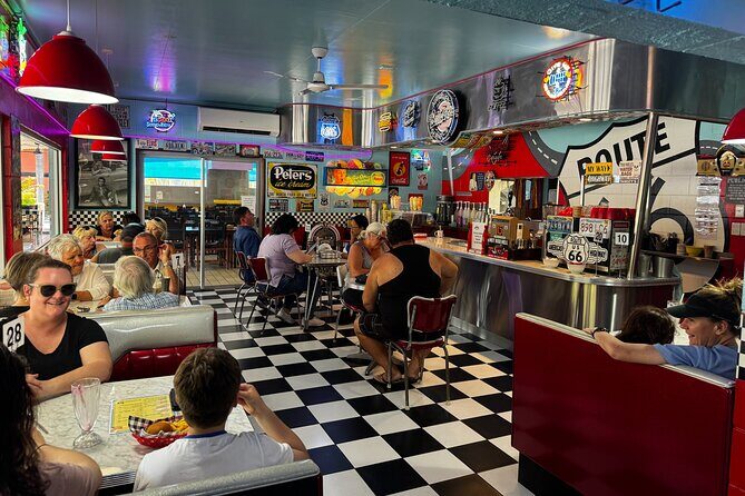 Lunch at Georges Diner Private Tour - Key Points