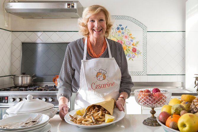Lunch or dinner and cooking demo at a local home in Cefalù - Key Points