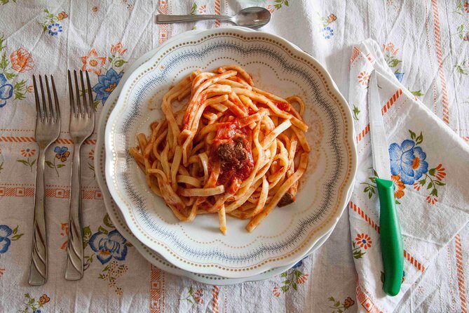 Lunch or dinner and cooking demo at a local home in Chieti - A Closer Look at the Experience