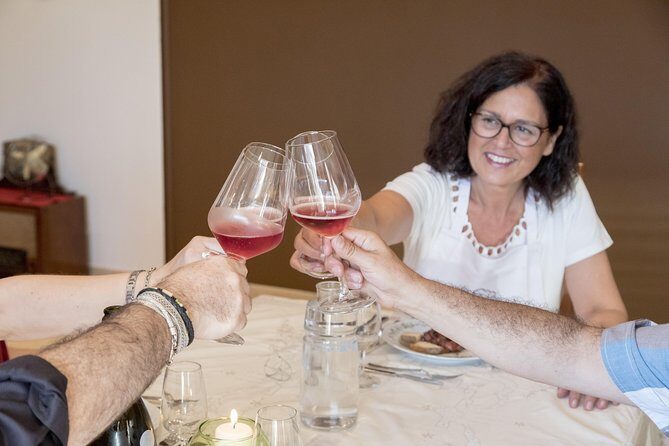 Lunch or dinner and cooking demo at a local home in Chieti - FAQ