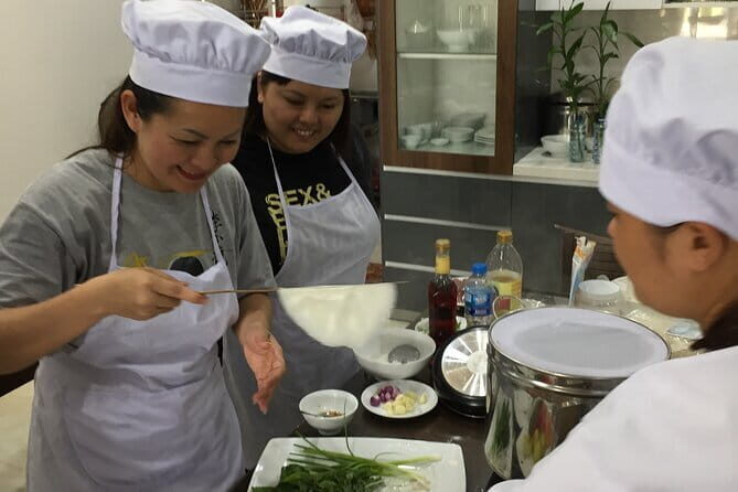 Lunch Time In Da Nang: Market Tour And Cooking Class - A Detailed Look at the Experience