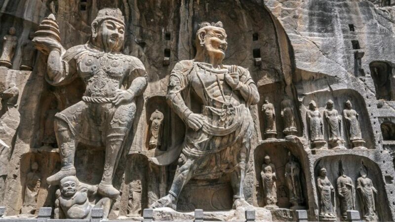 Luoyang Private Day Tour to Shaolin Temple&Longmen Grottoes - Key Points