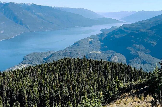 Lux Adventure Calgary to Golden via Banff and Lake Louise - FAQ