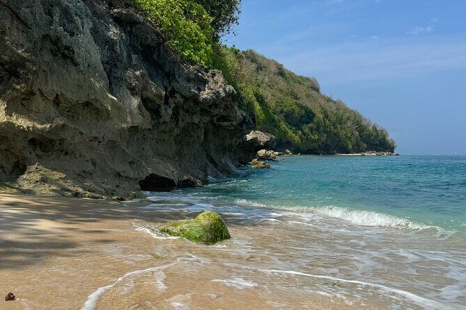 Luxe Escape to Uluwatus Hidden Beaches Picnic and Sunset Kecak - What Travelers Are Saying (Based on Reviews)