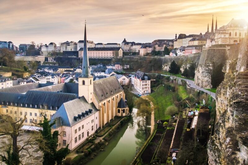 Luxembourg: Express Walk with a Local in 60 minutes - FAQ