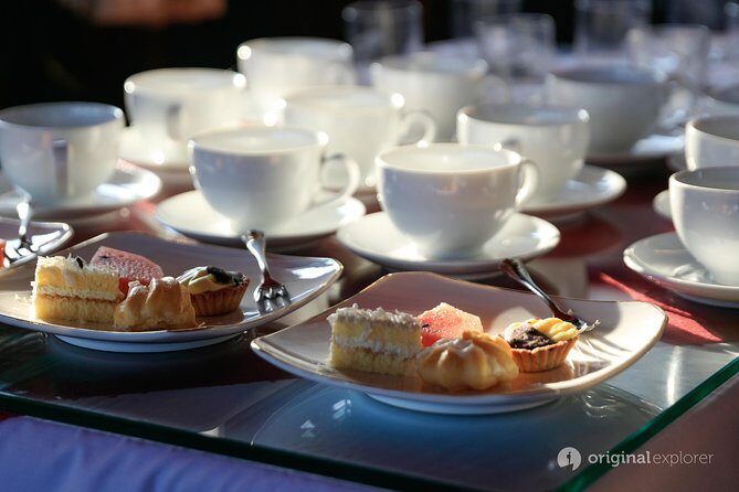 Luxury 1 Day tour Halong Bay and Lan Ha Bay Limousine kayaking - Transportation and Group Size: Making the Most of Comfort and Intimacy