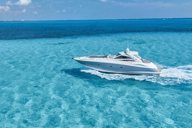 Luxury 52ft Sunseeker Yacht Rental in Cancun - An In-Depth Look at the Yacht Experience