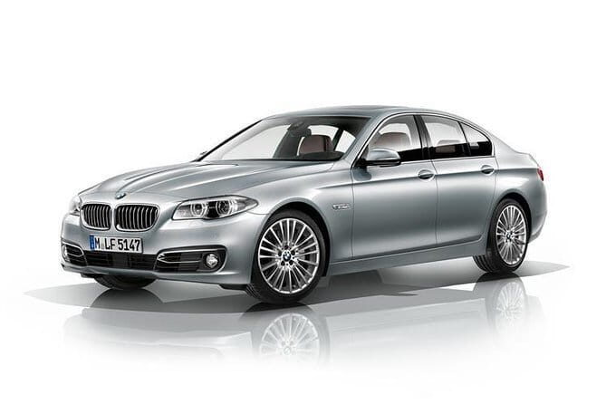 Luxury Agra day tour from Delhi by Mercedes Car - Key Points