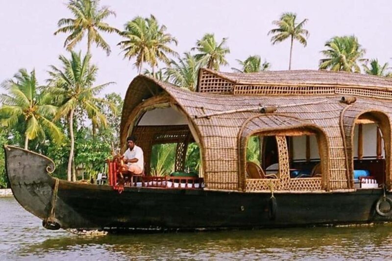 Luxury Backwater Cruise  One-Day Private Tour from Kochi - FAQ
