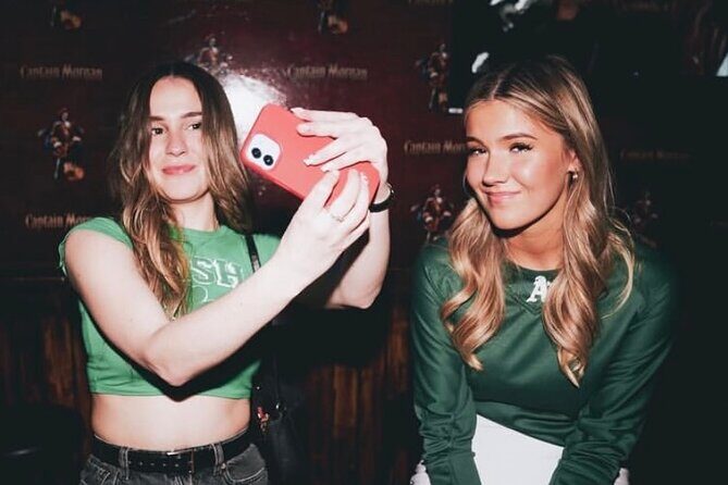 Luxury Bar Crawl with Dinner Private Experience - The Sum Up