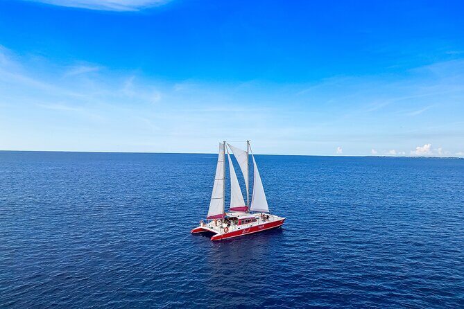 Luxury Champagne and Lobster Sail to Boca Catalina - Introduction