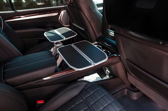 Luxury Chauffeur Service in Toronto - FAQs