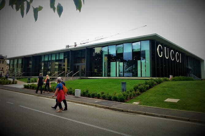 Luxury Chauffeur Service THE MALL from Florence to Reggello - Introduction