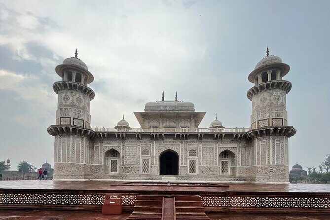 Luxury Golden Triangle Tour Explore Delhi Agra & Jaipur 3 Days - A Closer Look at the Itinerary