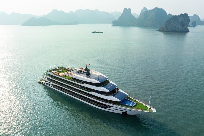 Luxury Ha Long and Lan Ha Bay 2D1N Cruise Doria 5 Star from Hanoi - Who Will Love This Tour?