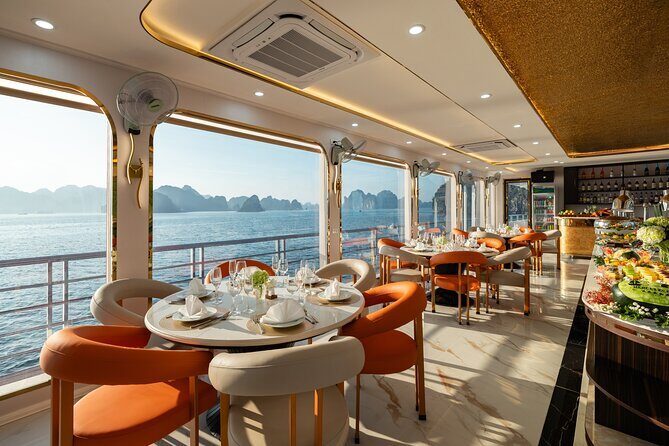 Luxury Ha Long Bay Cruise with Buffet from Tuan Chau Harbor - Final Climb & End of the Day
