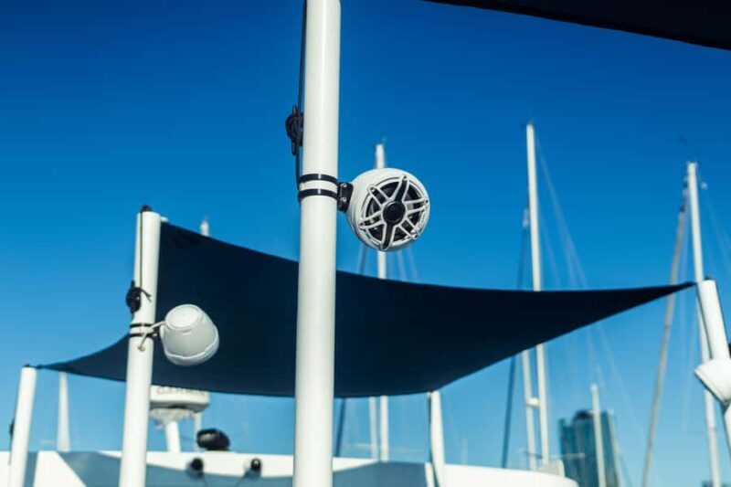 Luxury Hot Tub Boat Around NYC & Statue Private Tub up to 10 - Authentic Insights from Previous Travelers