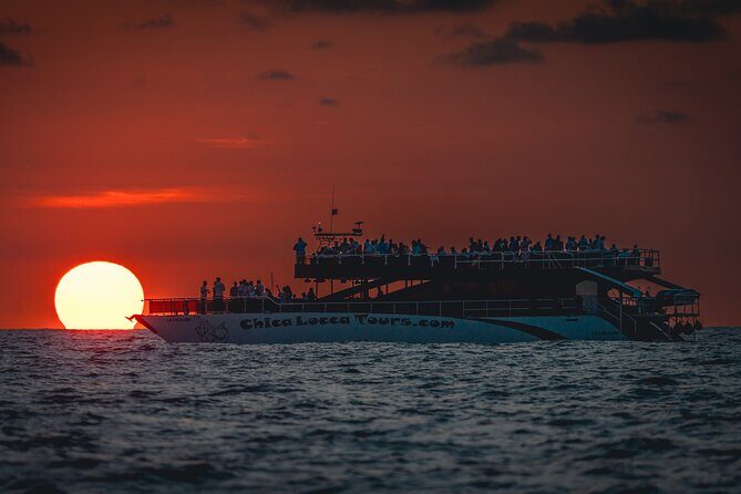 Luxury Mega Yacht 100' Limousine of the Sea 2: Puerto Vallarta - The Food & Beverage Experience