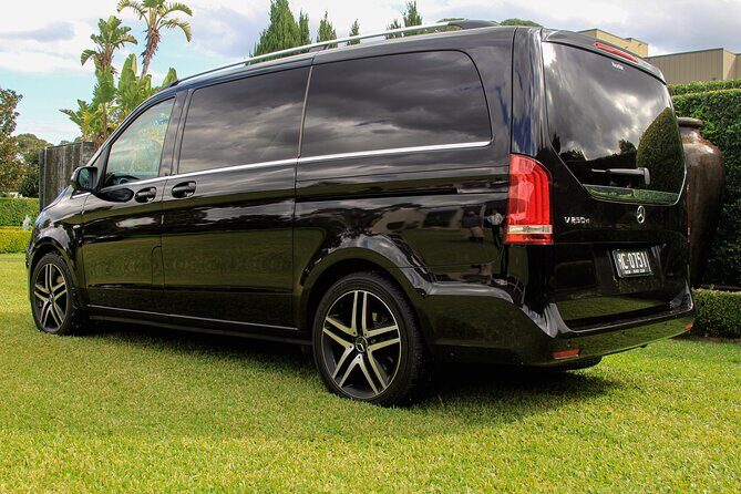 Luxury Mini Bus - Sydney Airport Transfers - What to Expect at the Airport