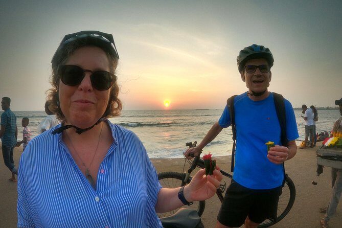 Luxury Night Cycle Tour of Colombo - An In-Depth Look at the Colombo Night Cycle Experience