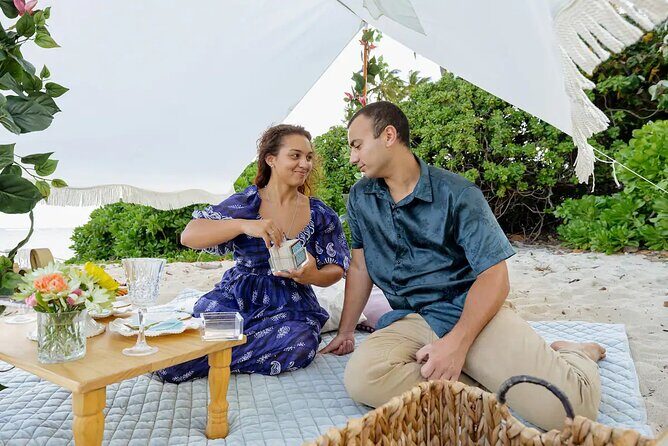 Luxury Picnic Experience in Honolulu Hawaii - Who Would Love This?