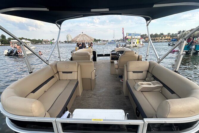 Luxury Pontoon Boat Rentals in Fort Lauderdale - FAQ