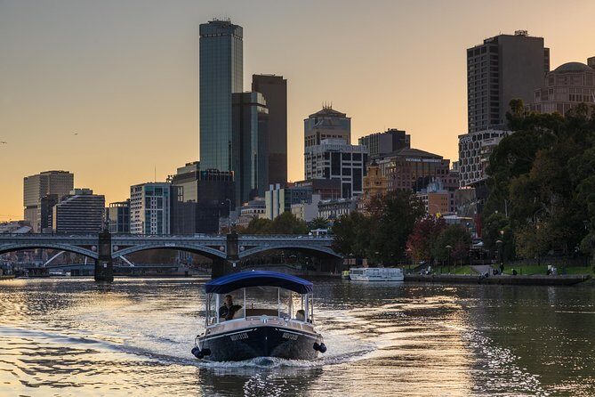 Luxury Private 90min Wine and Cheese Yarra River Cruise - Who Should Consider This Tour?
